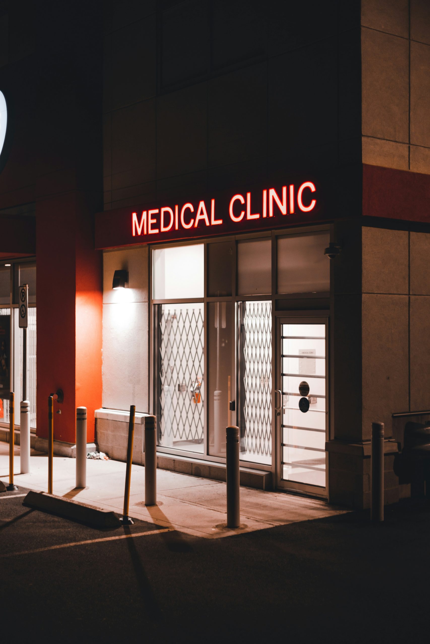 The Guidebook for Medical Clinic Interior Design in 2025 - The Random ...